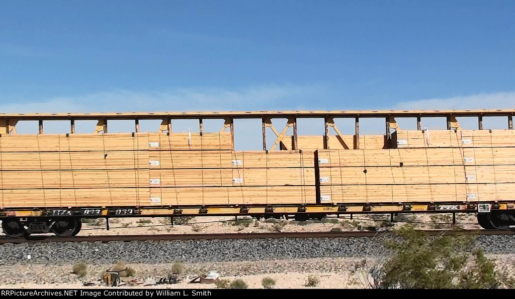 EB Manifest Frt at Erie NV -16